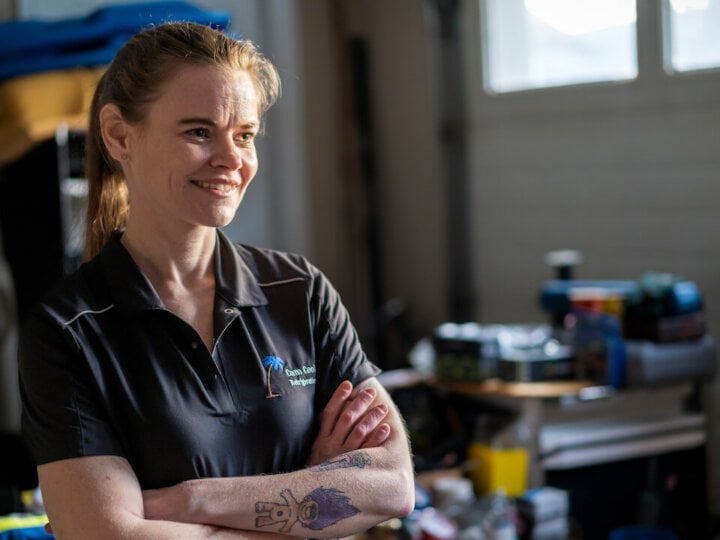 4 HVAC Sales Tips for Competitive Selling (+ Phone Scripts)